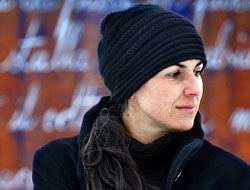 Tre poesie di Roberta Dapunt da “Sincope”, Einaudi – 2018 | LA PRESENZA ...